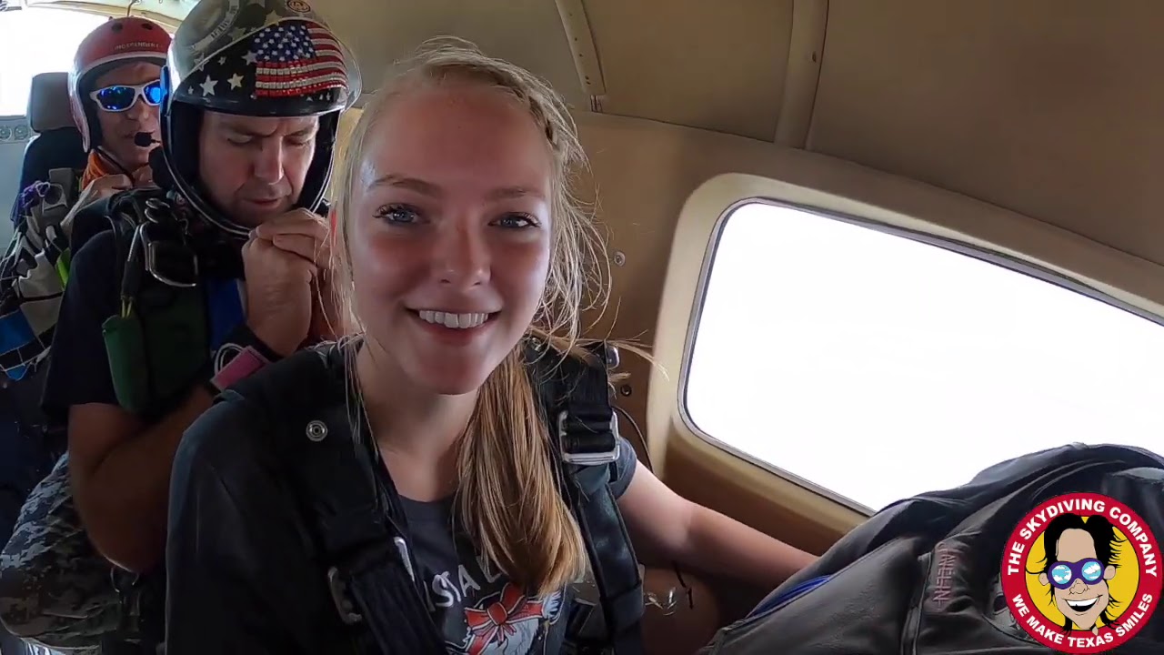 Tandem Skydiving | Jordan From College Station, Texas - YouTube