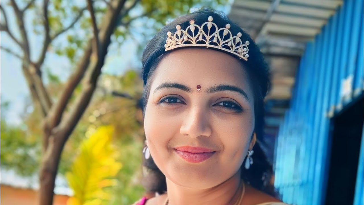 Cute little freedom fighters on Republic Day || Vennitalks - YouTube