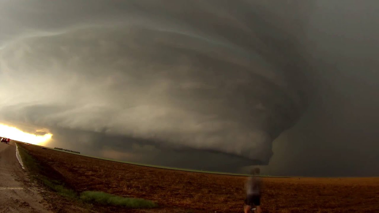 Leoti, KS Mothership Supercell 5-21-2016 Timelapse - YouTube