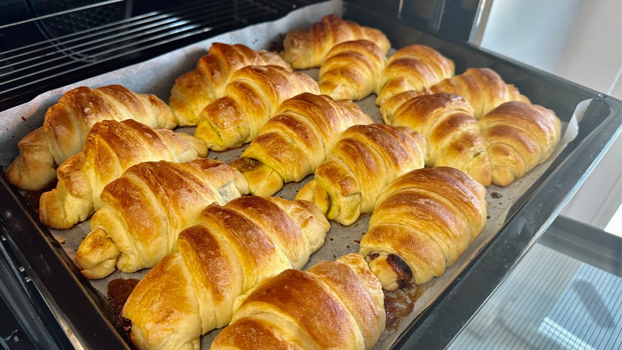 Kifle / Kroasan një ndër më të shijshmet që do i provoni 🥐 🥐🥐 - YouTube