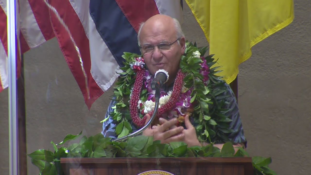 Rick Blangiardi sworn in as Honolulu mayor - YouTube