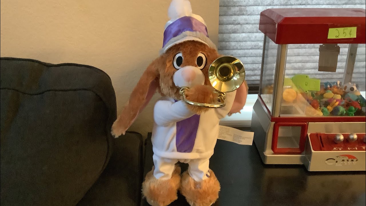 Gemmy Trombone Rabbit - YouTube