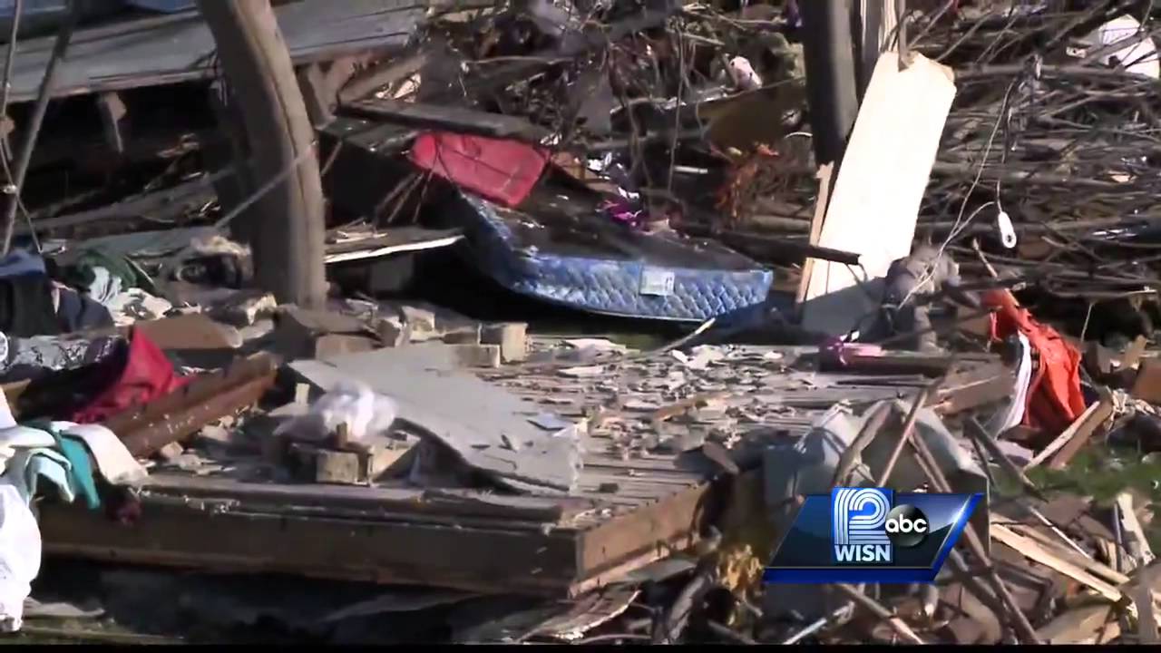 12 News gets tour of tornado damage in Fairdale Illinois - YouTube