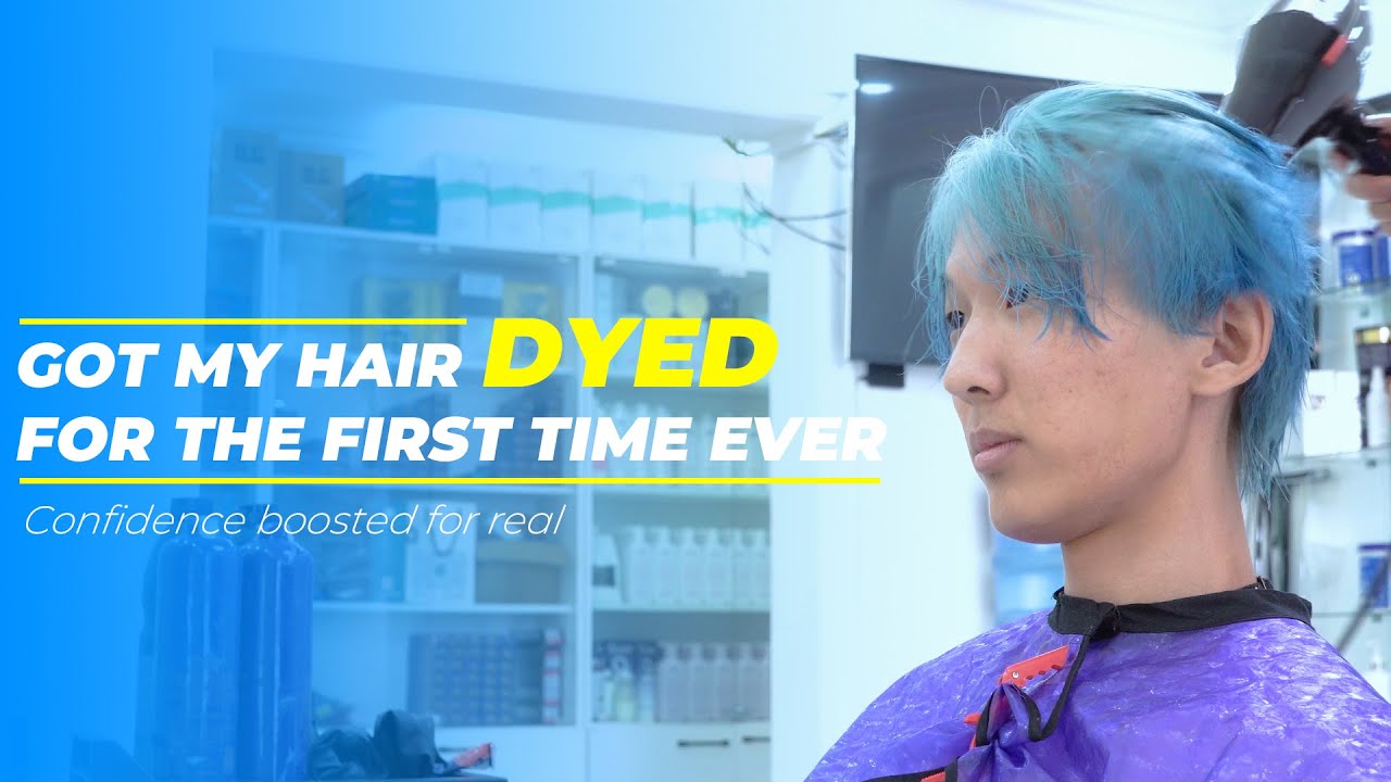 i dyed my hair blue /short story/ - YouTube