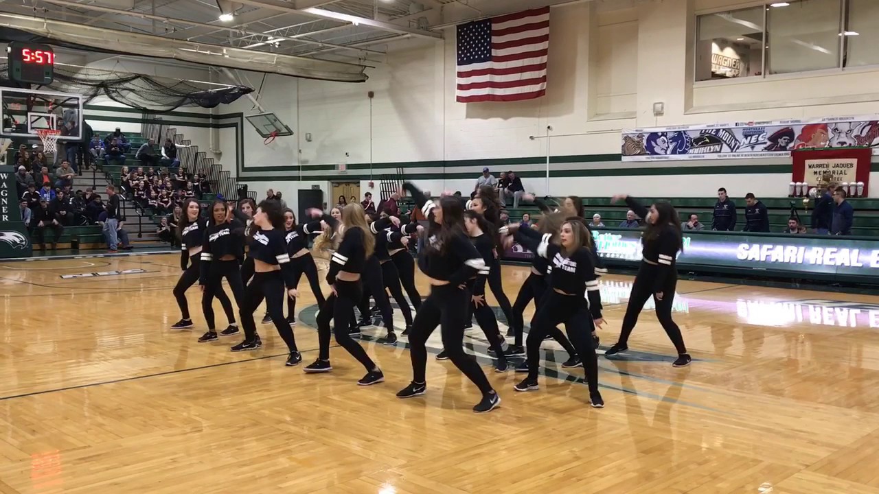 HS Basketball: Rhythm Central entertains at halftime - YouTube