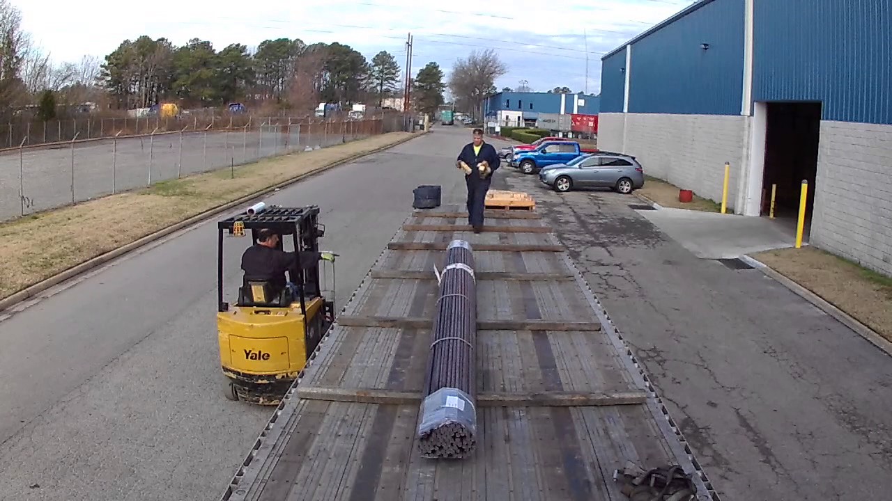 #46 Loading Steel Rods The Life of an Owner Operator Flatbed Truck ...
