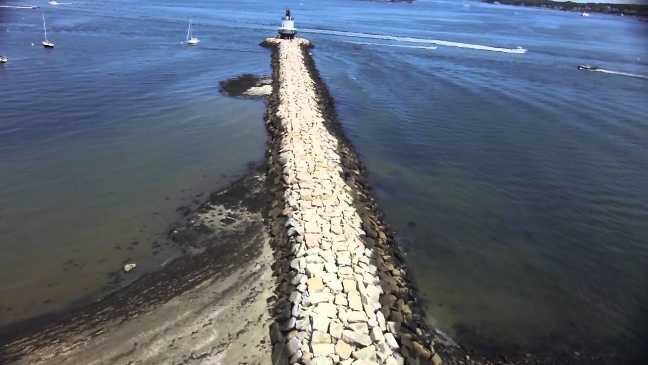 Spring Point Lighthouse Breakwater, S. Portland Maine - YouTube