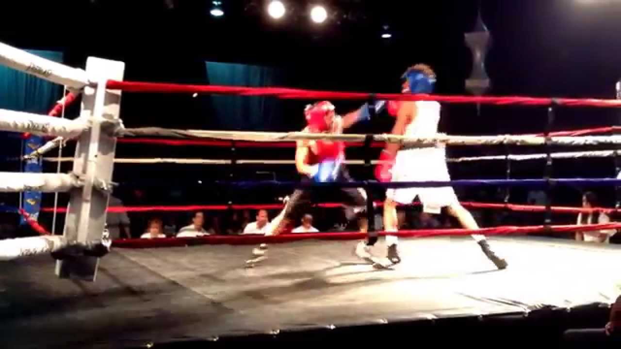 Farhad Nazm (Fight Capital) VS Christian Corum (Boe Boxing) - YouTube