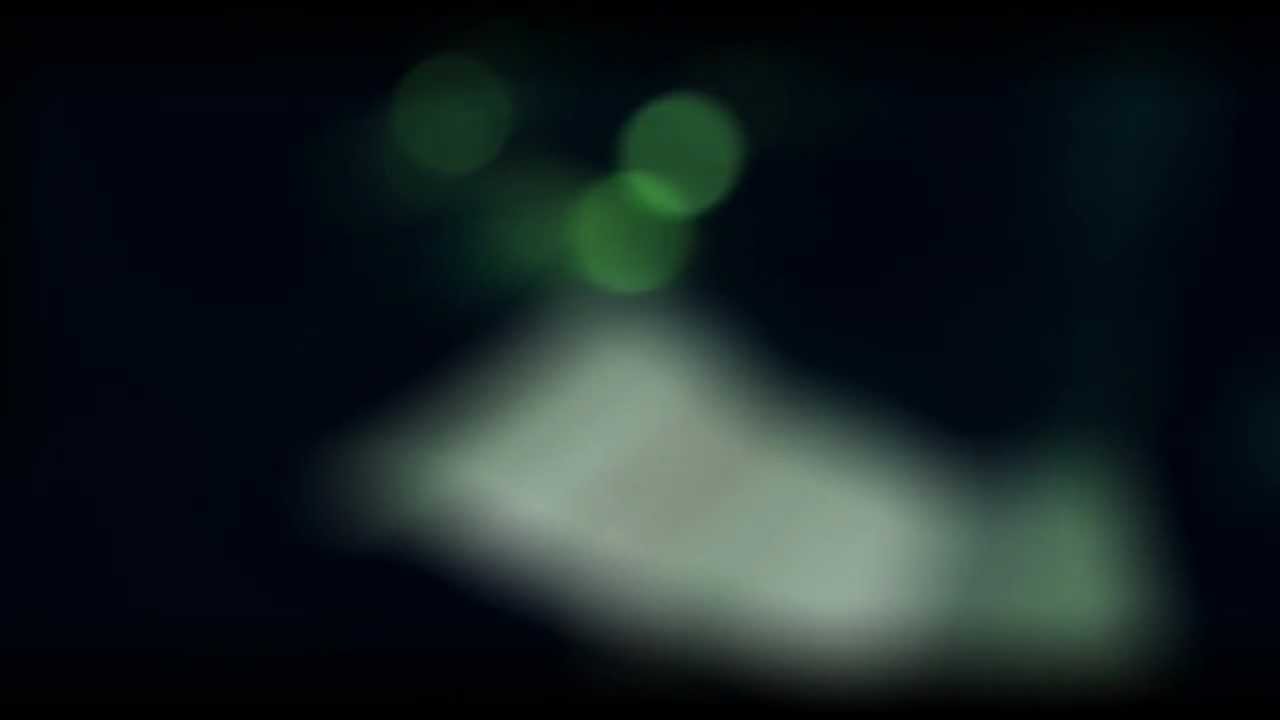 Laura Cerezo - Freak Show - YouTube