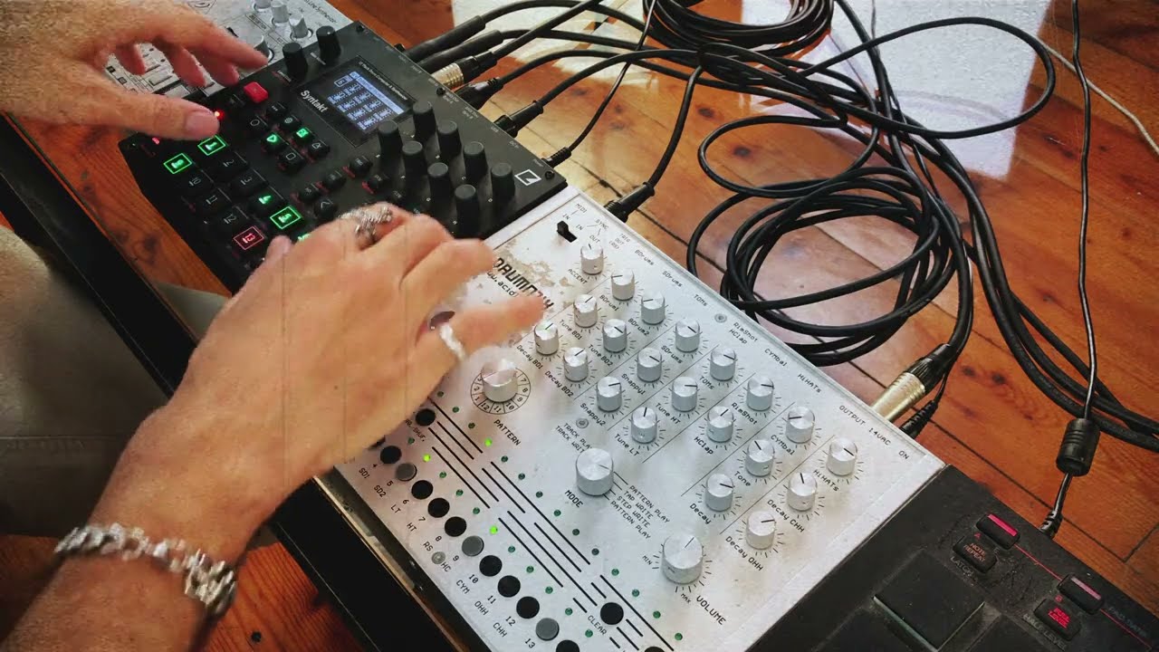 Techno Meets Jazz | Elektron Syntakt + Neo Trumpet | Is This the Future ...