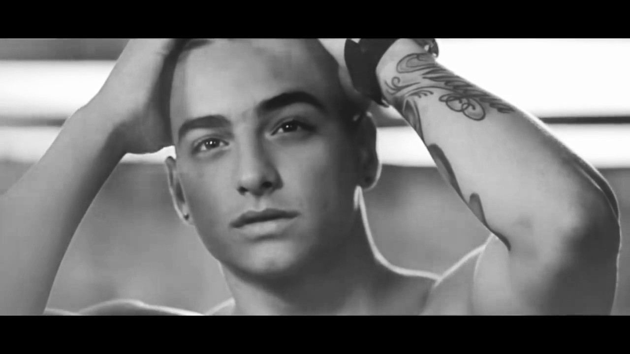 Obsesión - Maluma // Psycho shower scene - Efecto Kuleshov - YouTube