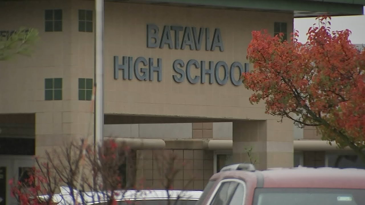 Video allegedly shows Batavia High School worker with student in headlock - YouTube