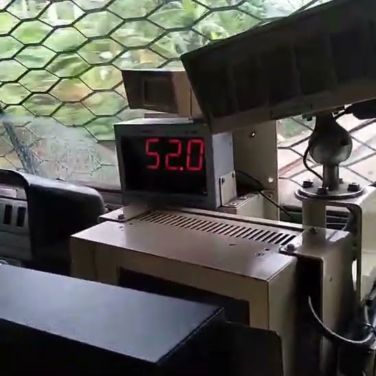 GPS speedometer on Train - YouTube