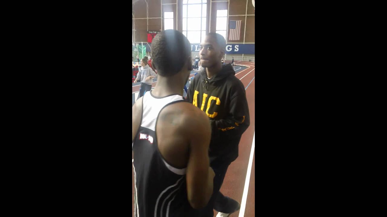 Justin Long Jump w/ clap - YouTube