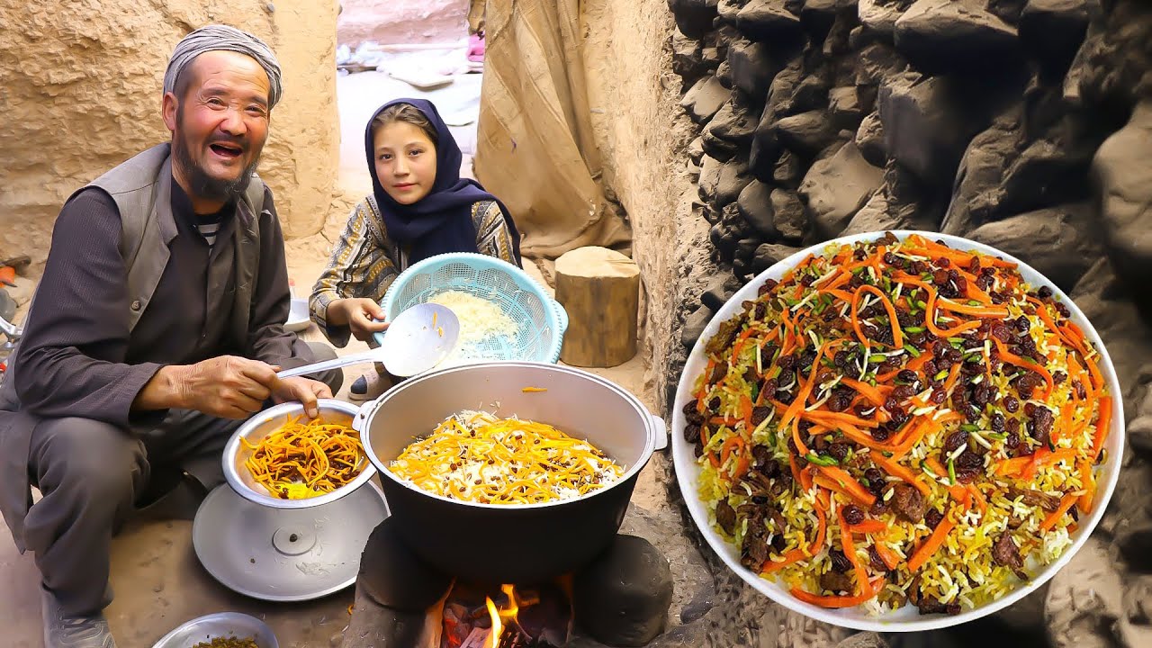 Old Lovers Cooking delicious Qabuli Palow in a Cave: Real Village Life ...