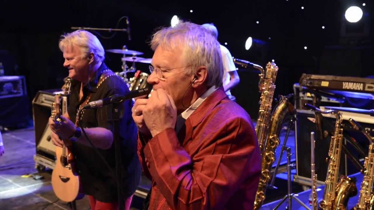 Møkkatralla-Ole Ivars - YouTube