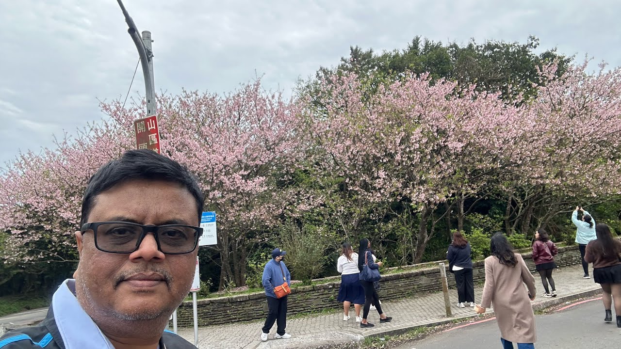 Yangmingshan National Park Taiwan | Yangmingshan Flower clock | Cherry ...