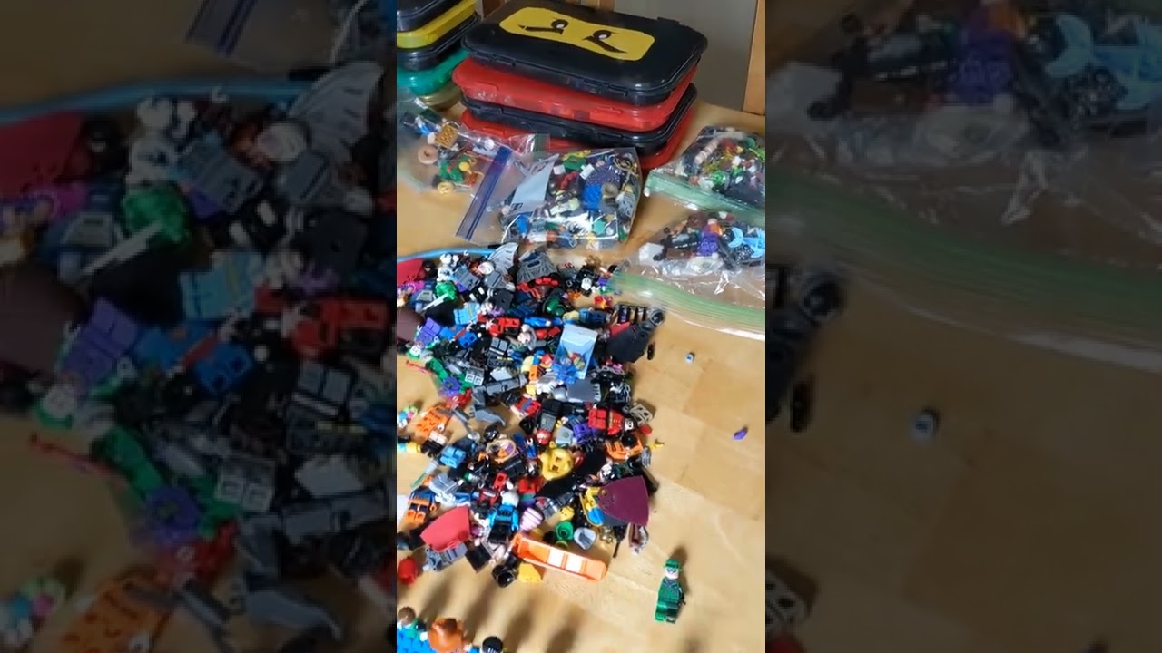 Lego Mess Minifigure edition Batman DC sorting - YouTube