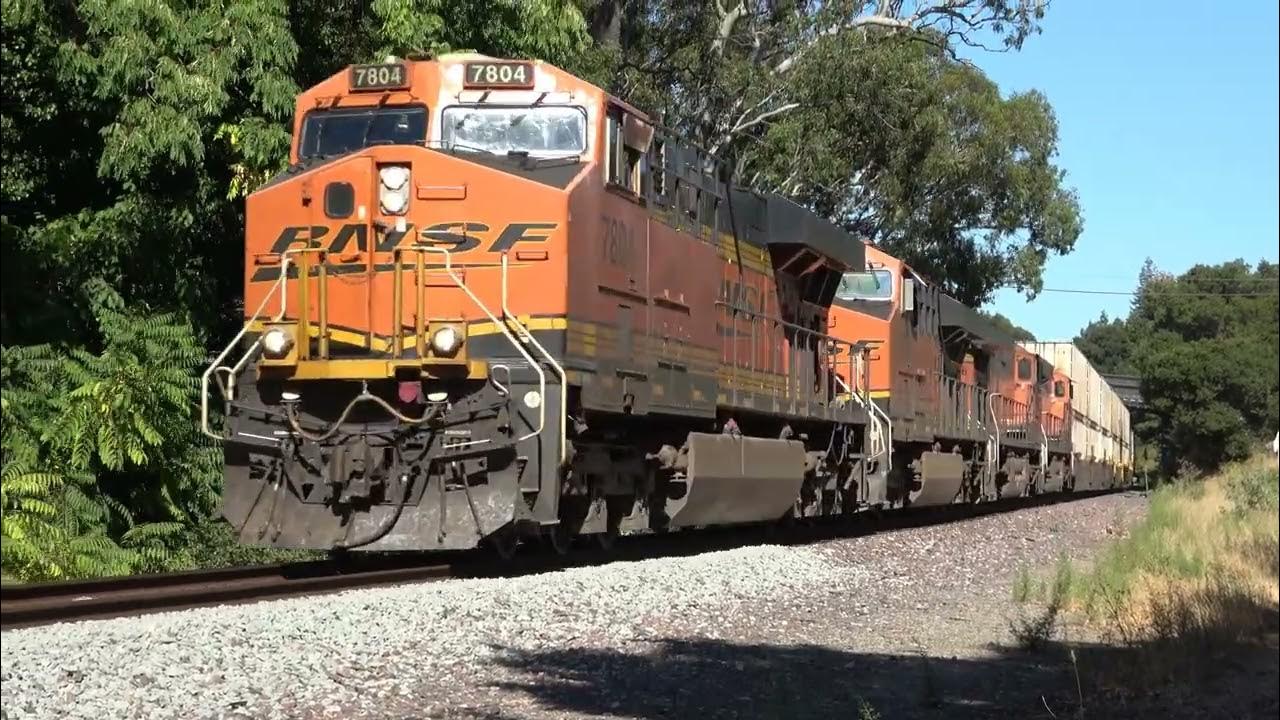 BNSF 7804 with the WSPNBY 28aug24 - YouTube