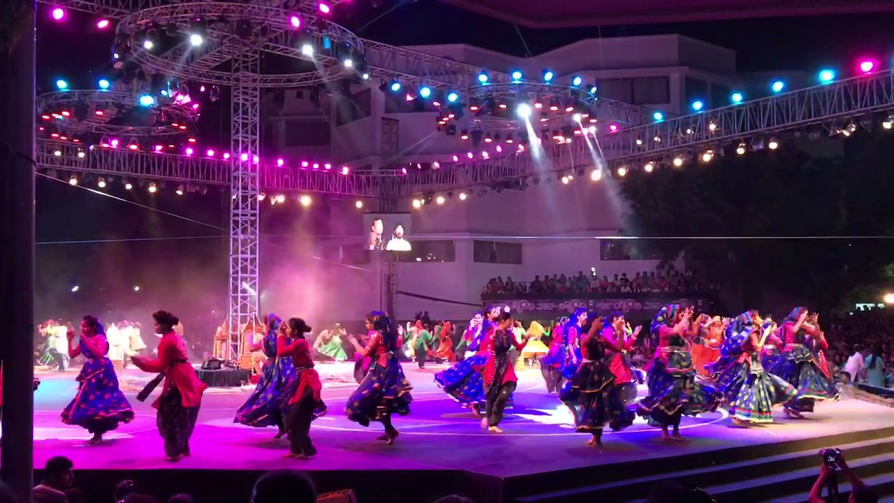 Galaxy Garbi Rajkot TGES - Umbre ubhi sambhdu - YouTube