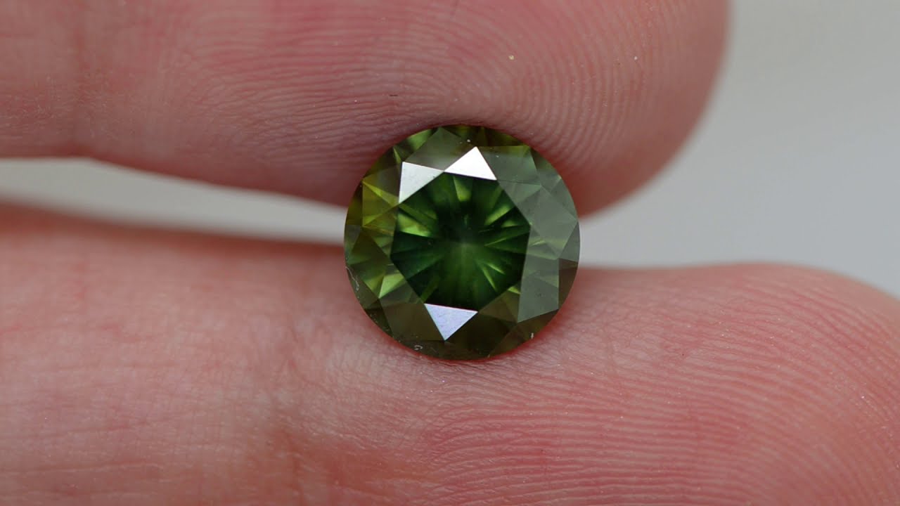 Loose Fancy Green Round Diamond 2.45 Carat VS2 - YouTube