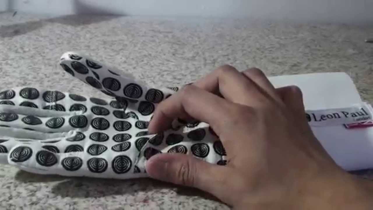 The Fencing Review: Leon Paul Advanced Griptonite Glove - YouTube