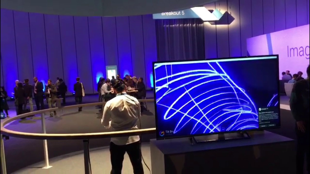 Tilt Brush, il Pennello Di Google Per Disegnare In 3D - YouTube