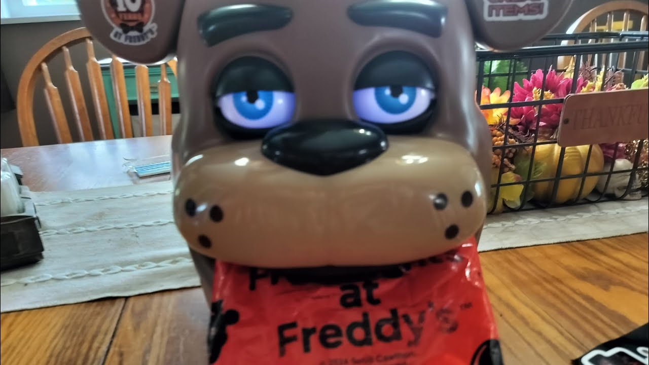 FNAF 10th anniversary Mystery animatronic Freddy head. - YouTube