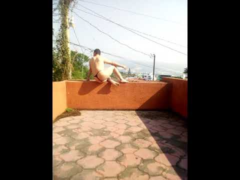 Con tanga en la terraza, y masss.