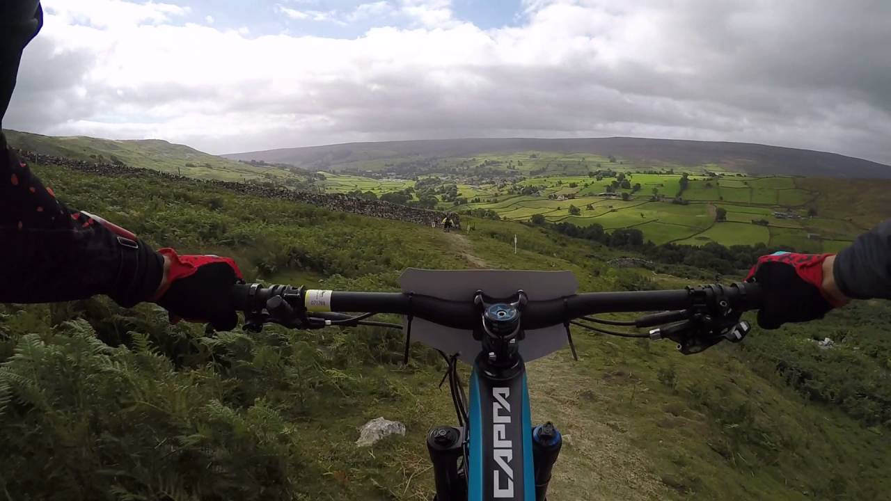 2016 Ard Rock sport stage 2 crash after the finish line 😂 - YouTube