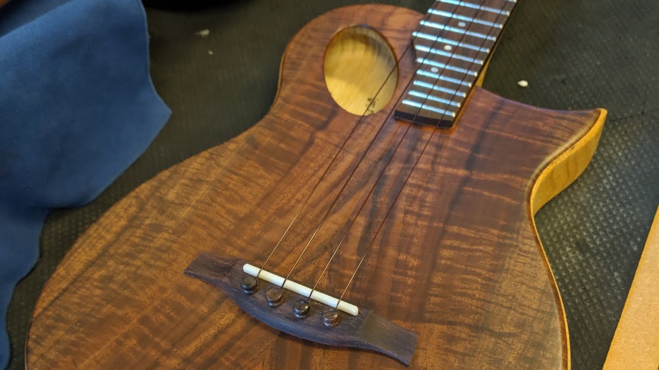 Pete Howlett - Revelator Claro Walnut and Korina Tenor - YouTube