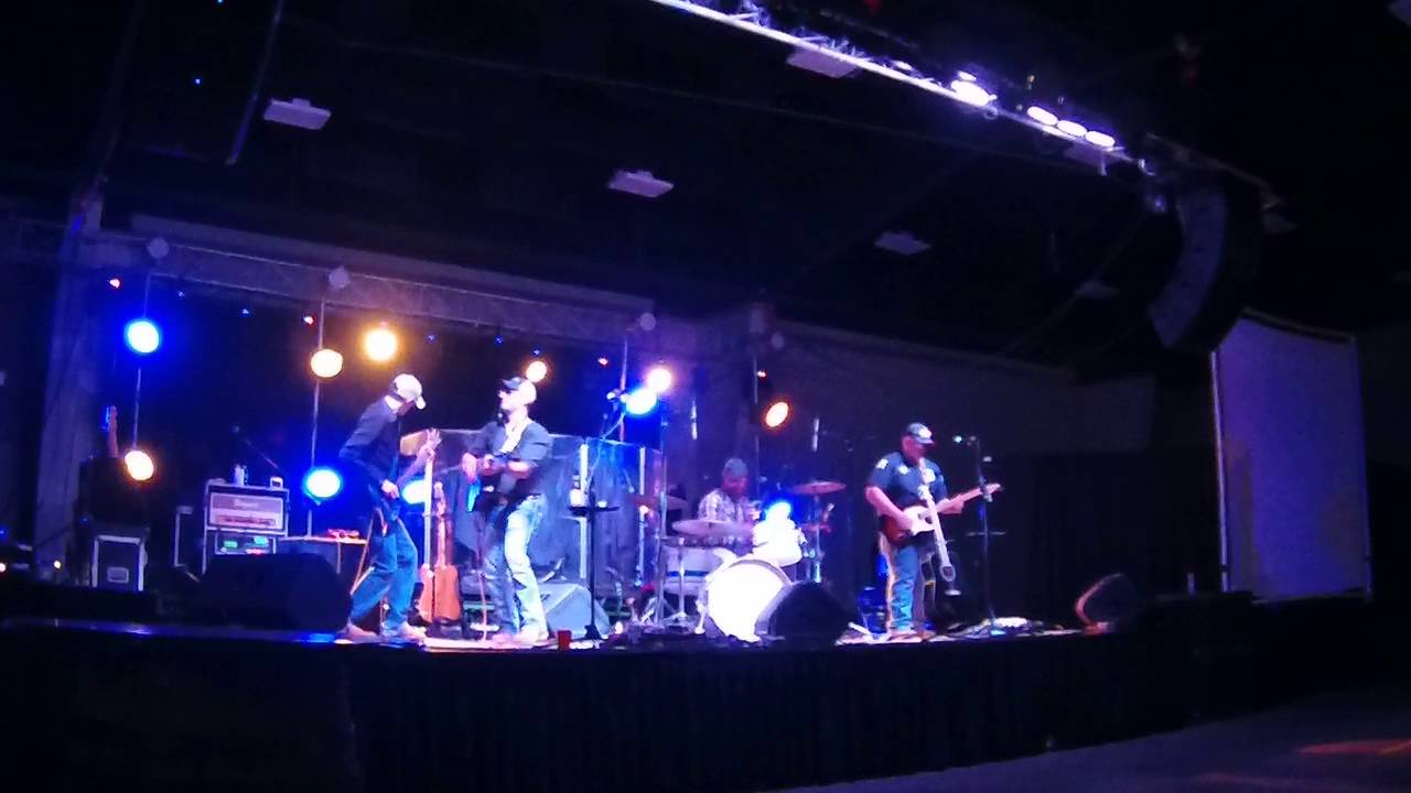 Derek Davis Band - Drinkin' Time (Original) - YouTube