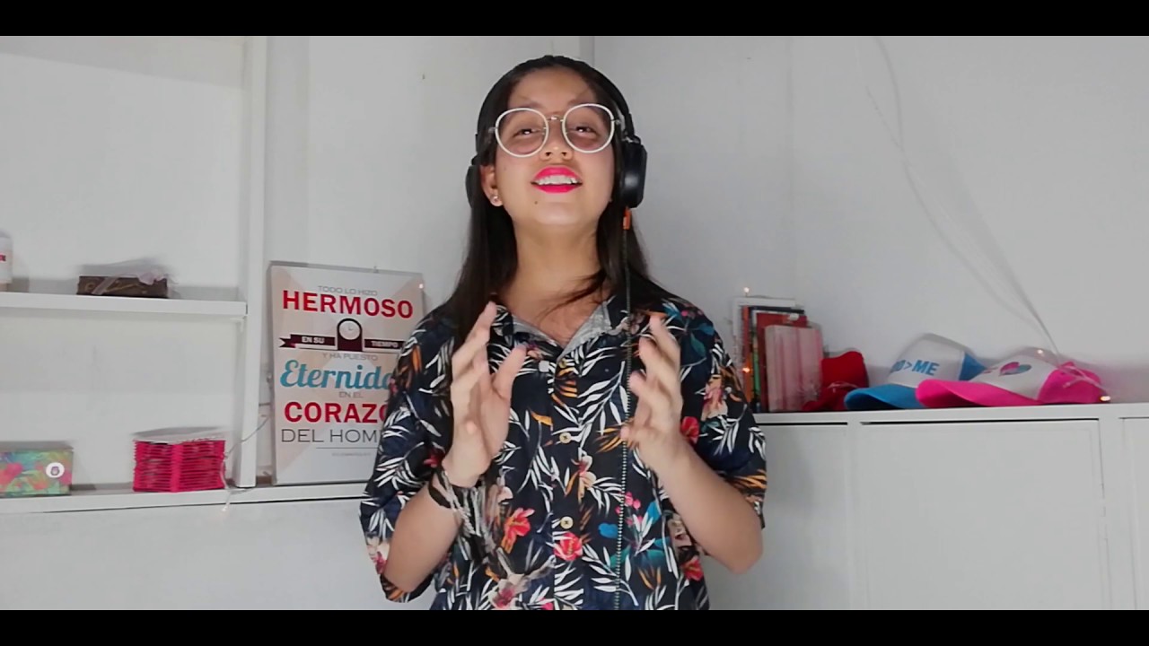 SARA GUZMÁN - Vasijas rotas (Cover Hillsong) - YouTube