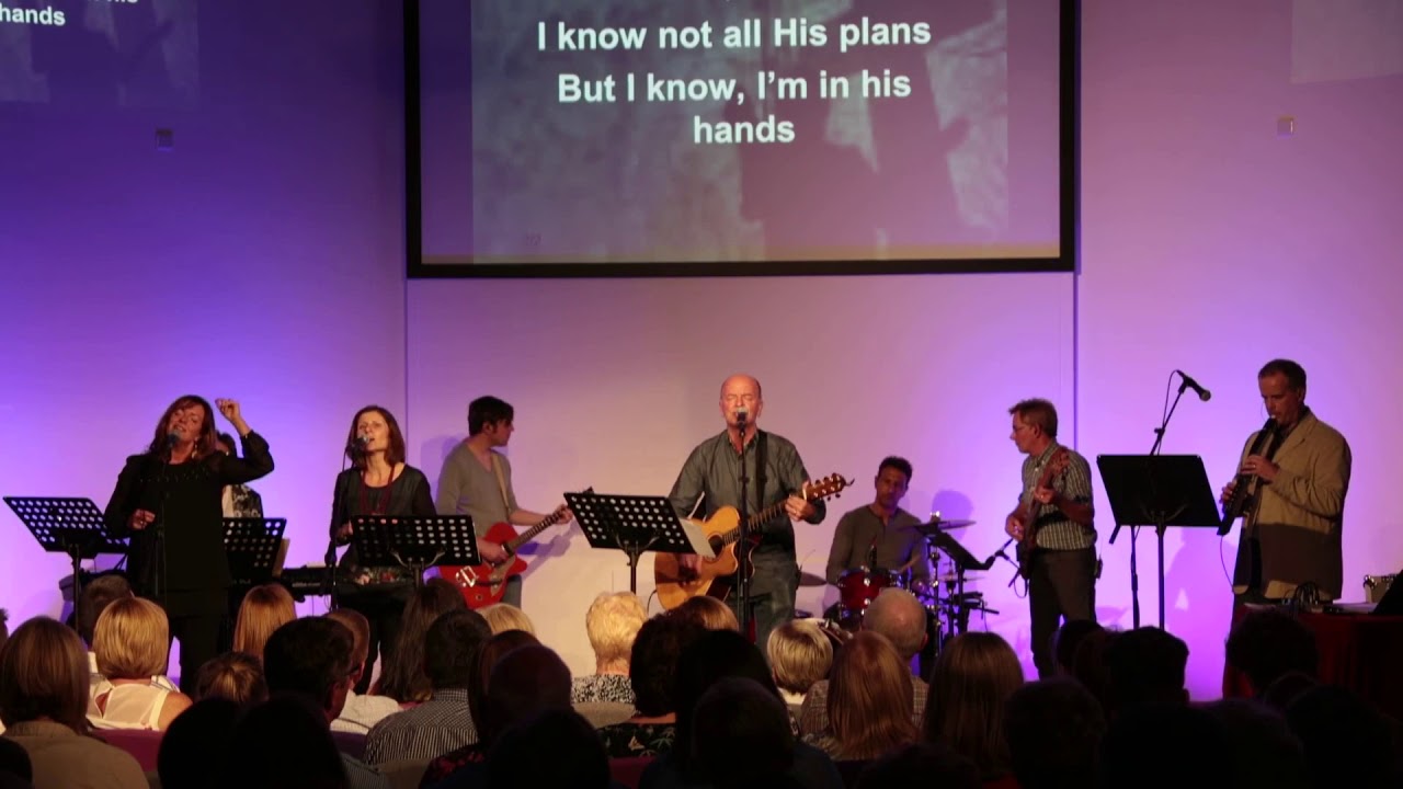 Robin Mark. All is well. At Maze Presbyterian Church - YouTube