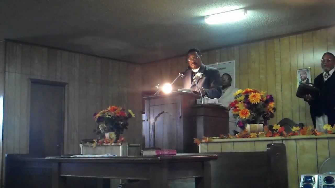 Pastor Wayne Lawson Preaching at New Hope In Boley Ok - YouTube