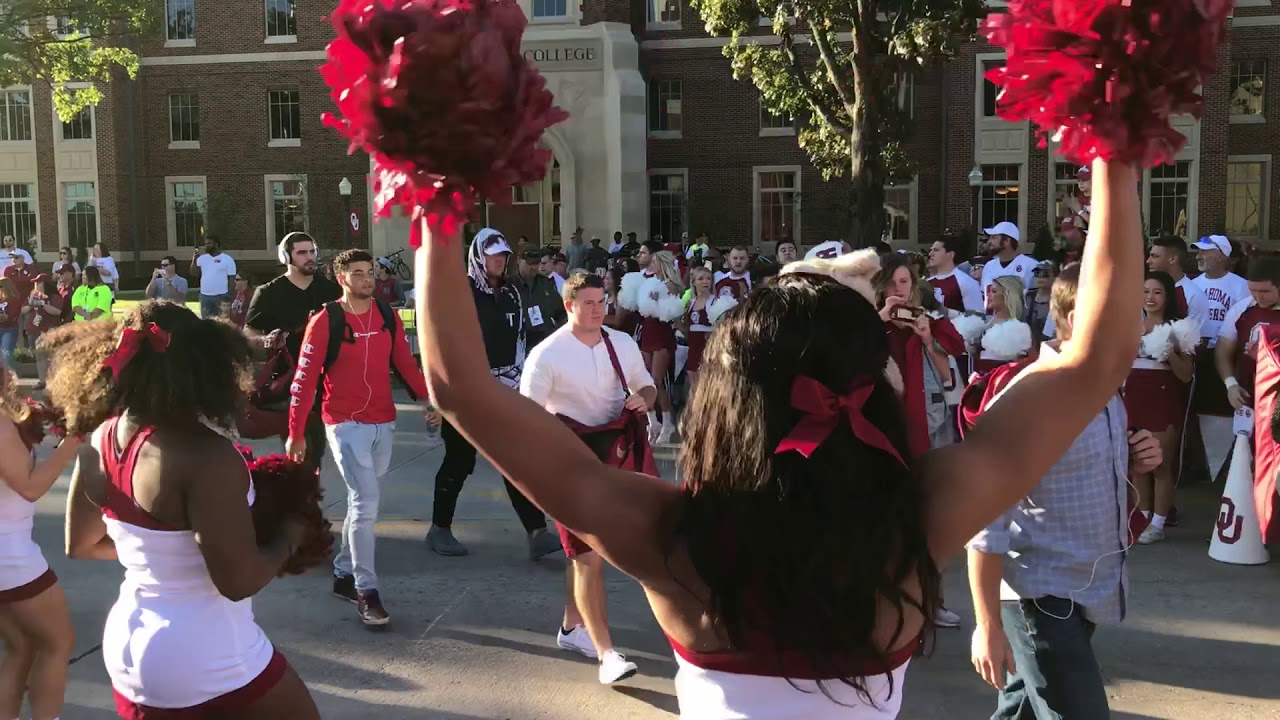Walk of Champions - Boomer Sooner - YouTube