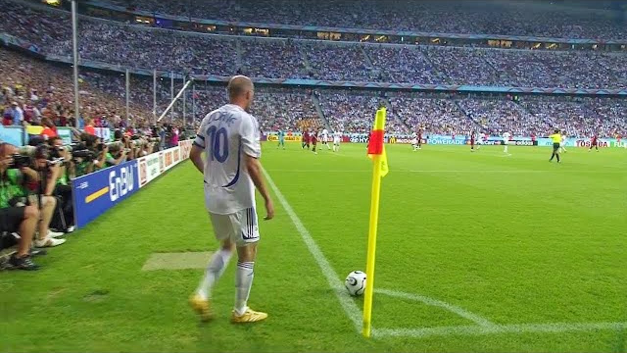 Zinedine Zidane 100+ Wow Skills 😵 - YouTube