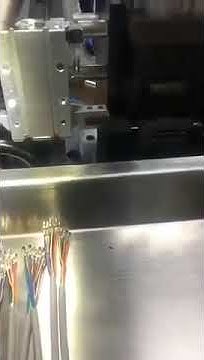 Automatic Wire Cutting Stripping And Crimping Machine - YouTube