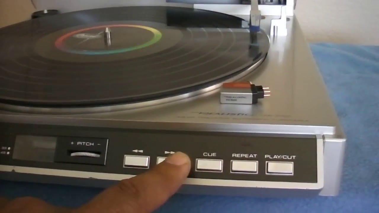 Realistic Lab-2100 Turntable Linear Tracking, Direct Drive Automatic ...