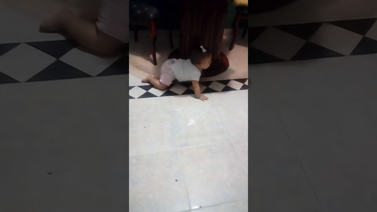 Emili sofia - YouTube