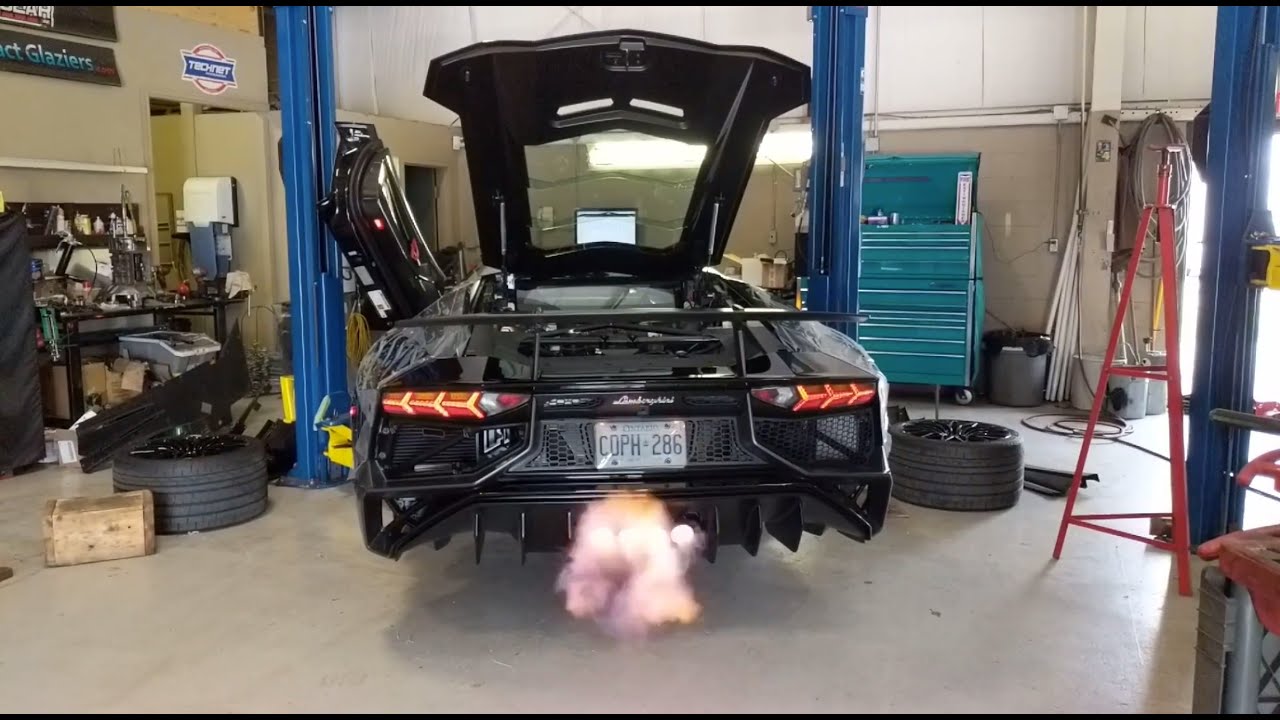 🔥 Straight Pipe Lamborghini Aventador SV - LOUD 🔥 - YouTube