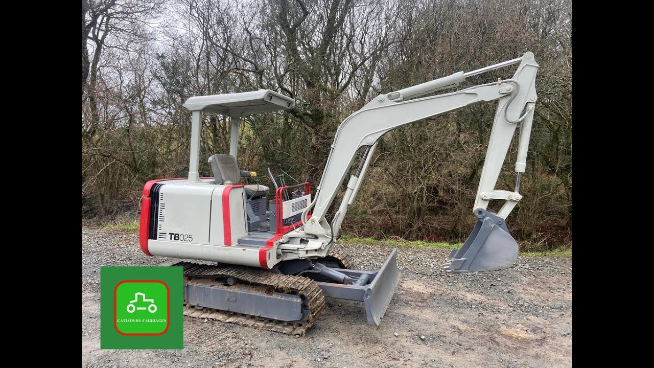 TAKEUCHI TB025 TOWABLE 2.7T MINI DIGGER SOLD BY www.catlowdycarriages ...