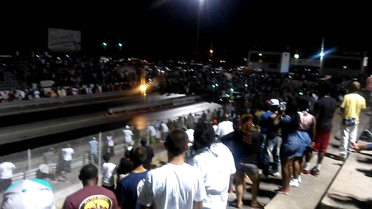 Fast n Flashy Car Show :2Fly DONK 2nd pass - YouTube