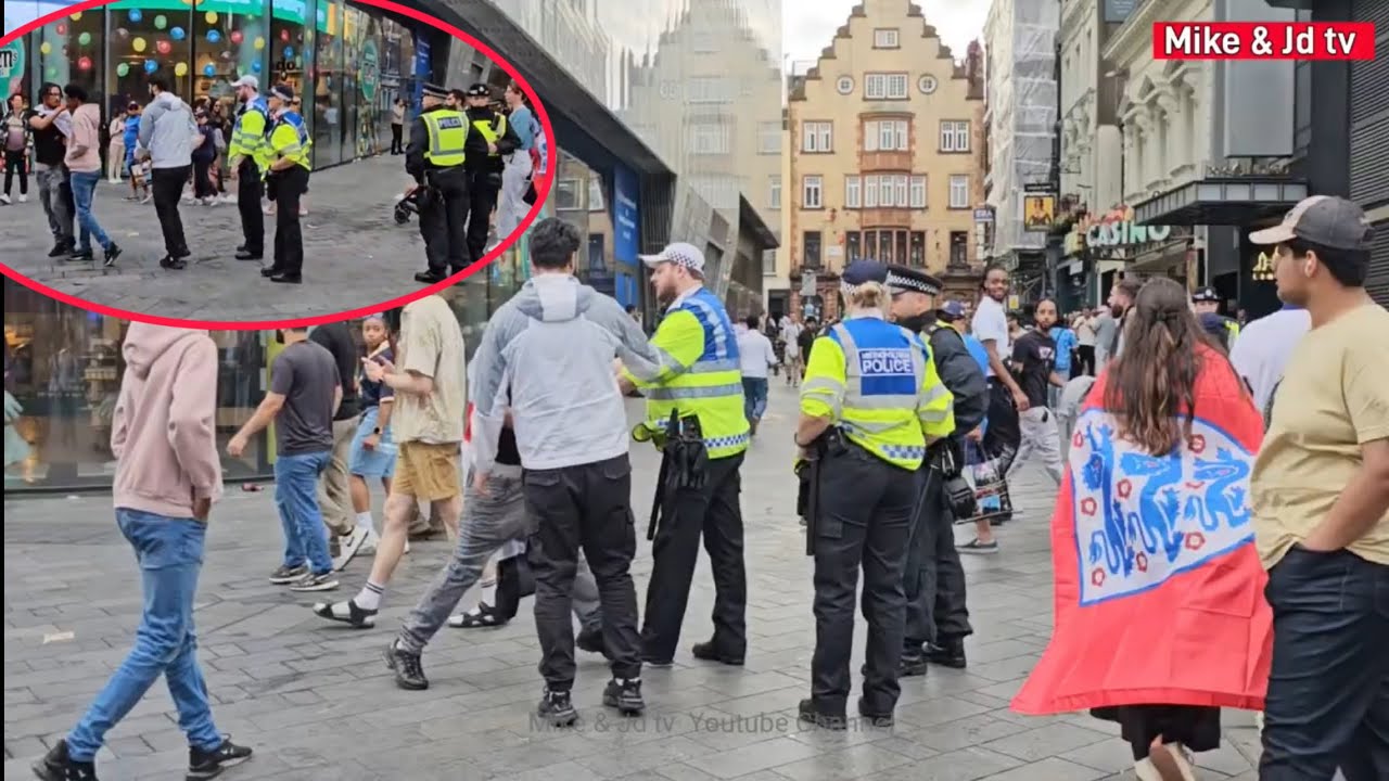 A Man Reacts when the Police Officers Confront Him! - YouTube