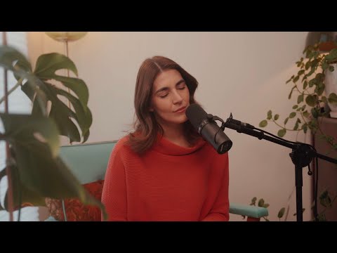 Elenee | Draw Me Close [OFFICIAL MUSIC VIDEO]