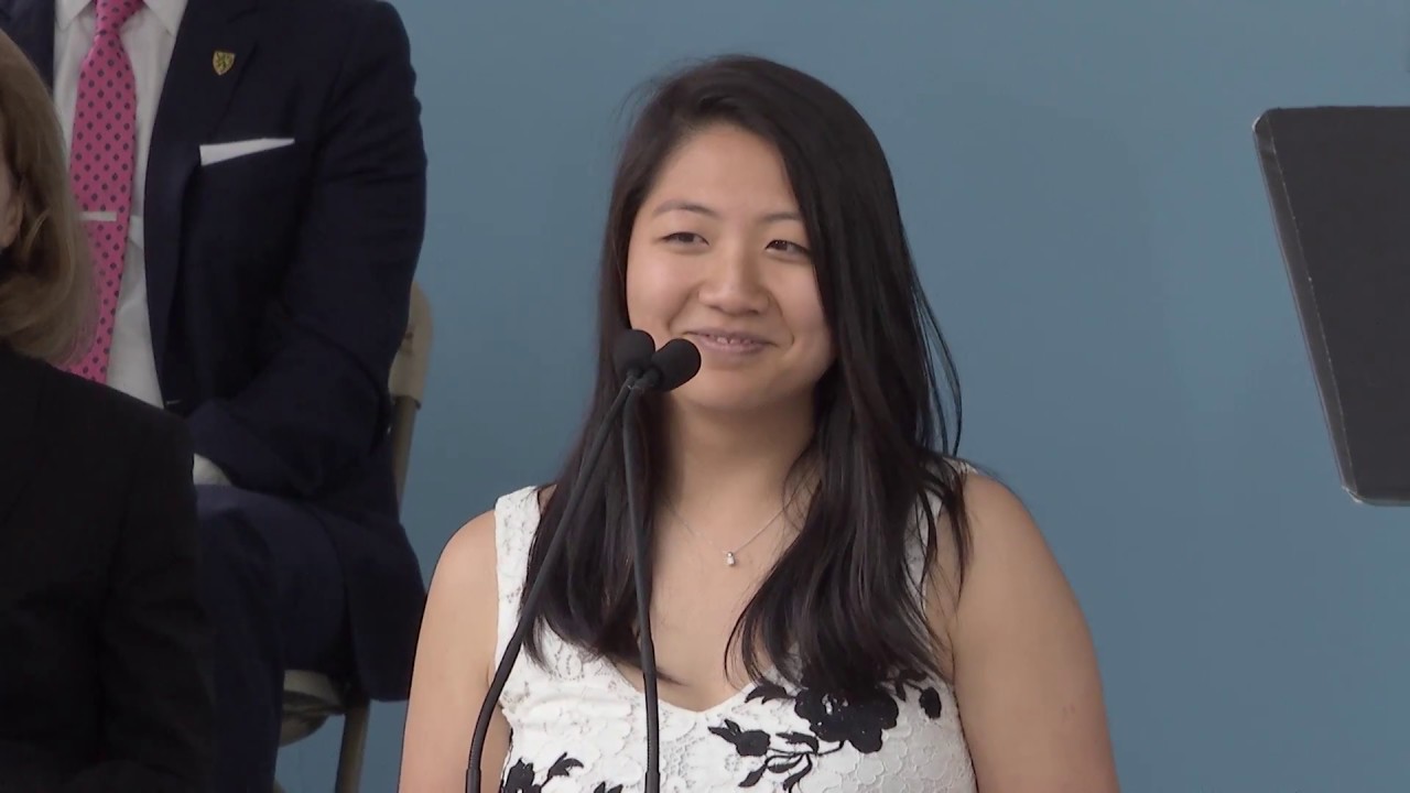 Harvard Female Orator Bessie Zhang | Harvard Commencement 2017 - YouTube