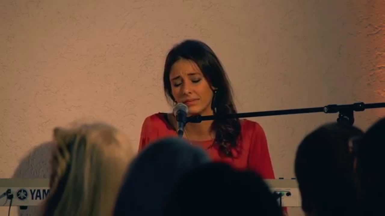 Céline Huber "Teile" live - YouTube