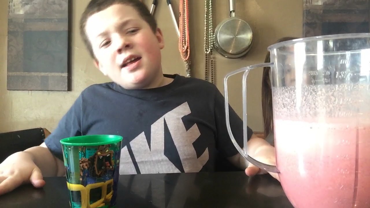 Hot Cheeto milk warhead smoothie challenge - YouTube