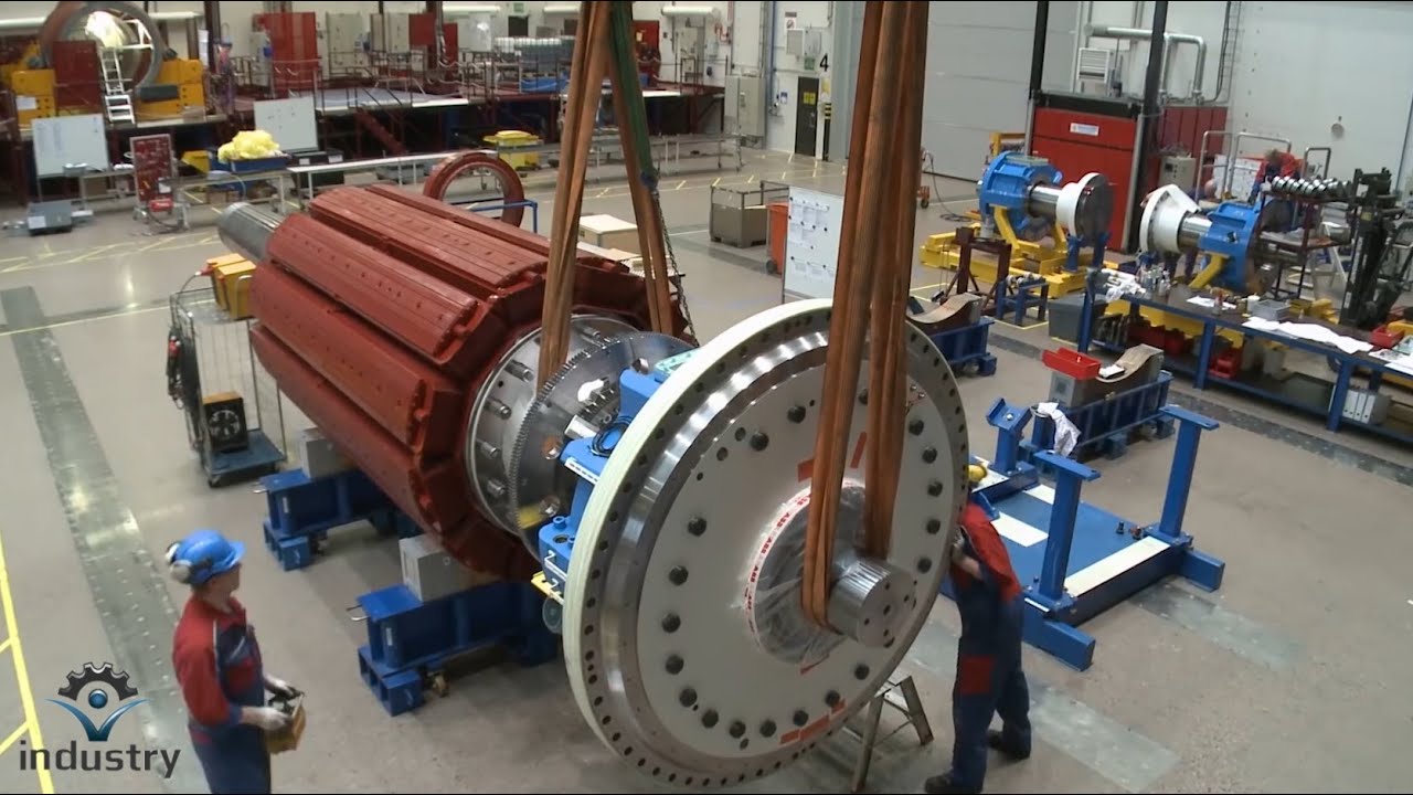 The factory produces huge propellers and engines for ships - YouTube