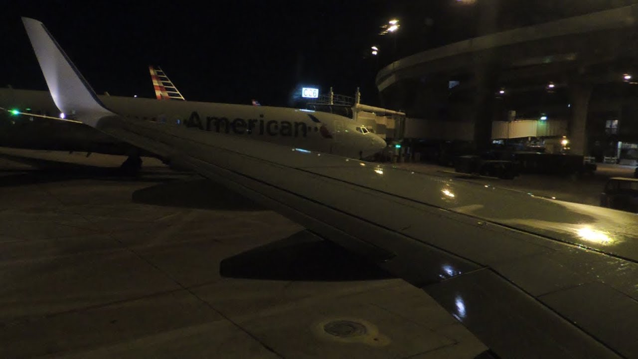 American Airlines Boeing 737-800 [N822NN] descent and landing in DFW ...